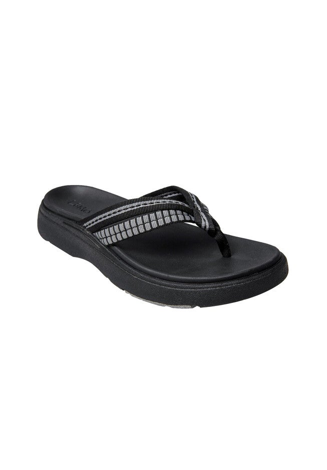 Everyday Nami Slip On Sandal Black Swimsuits For All
